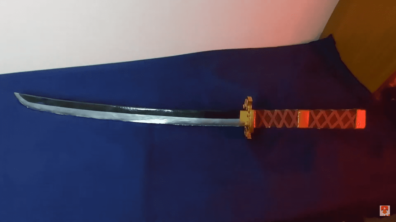 Como Fazer as Espadas do Zoro de One Piece: Sandai Kitetsu - Satsuki ...